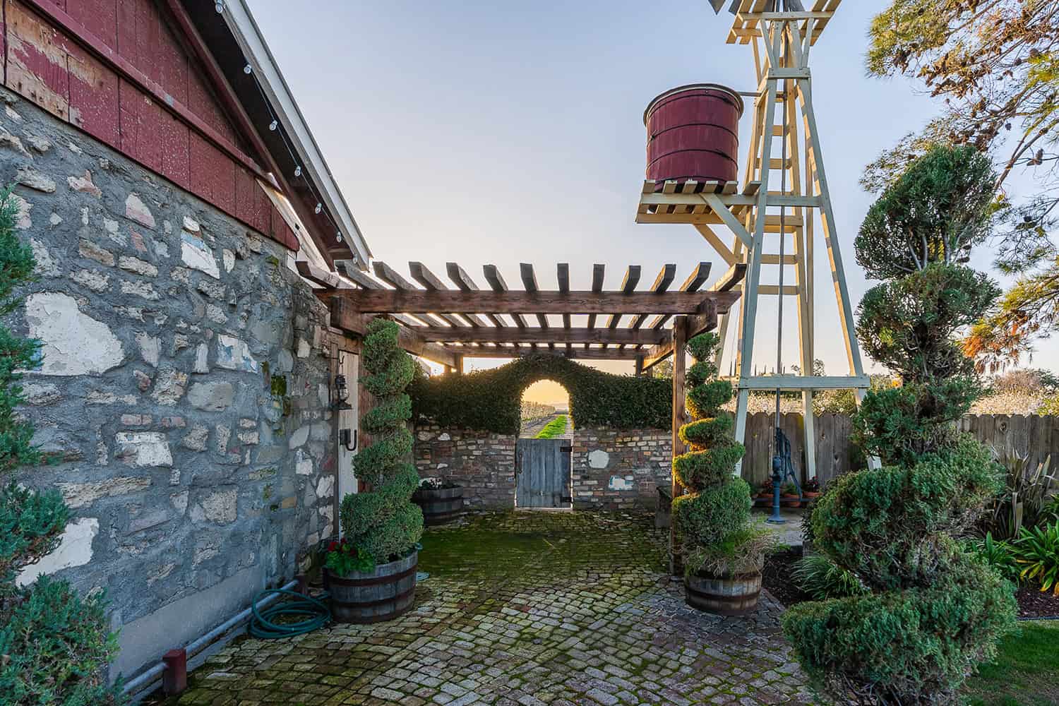 Reviews & Testimonials | Delta Party Barn
